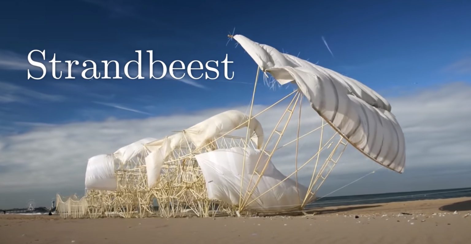12,419 Days Of Strandbeest Evolution – Das Kraftfuttermischwerk